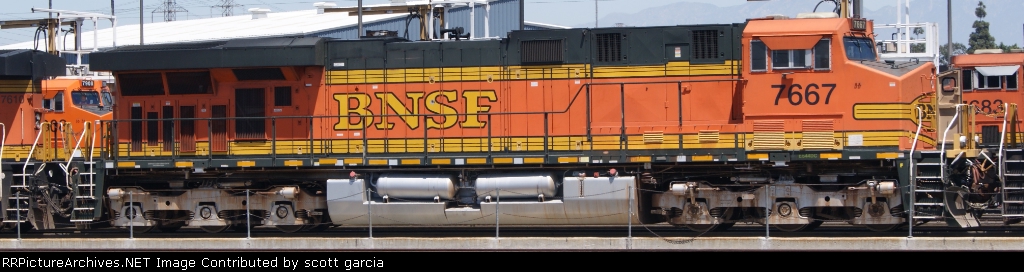 BNSF 7667